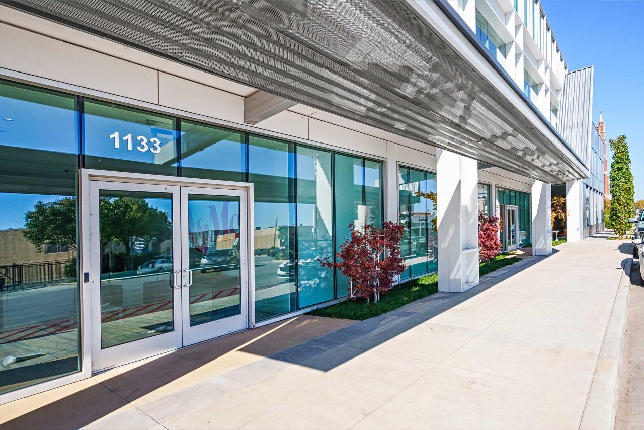 Monarch Building - American Glass Inc.