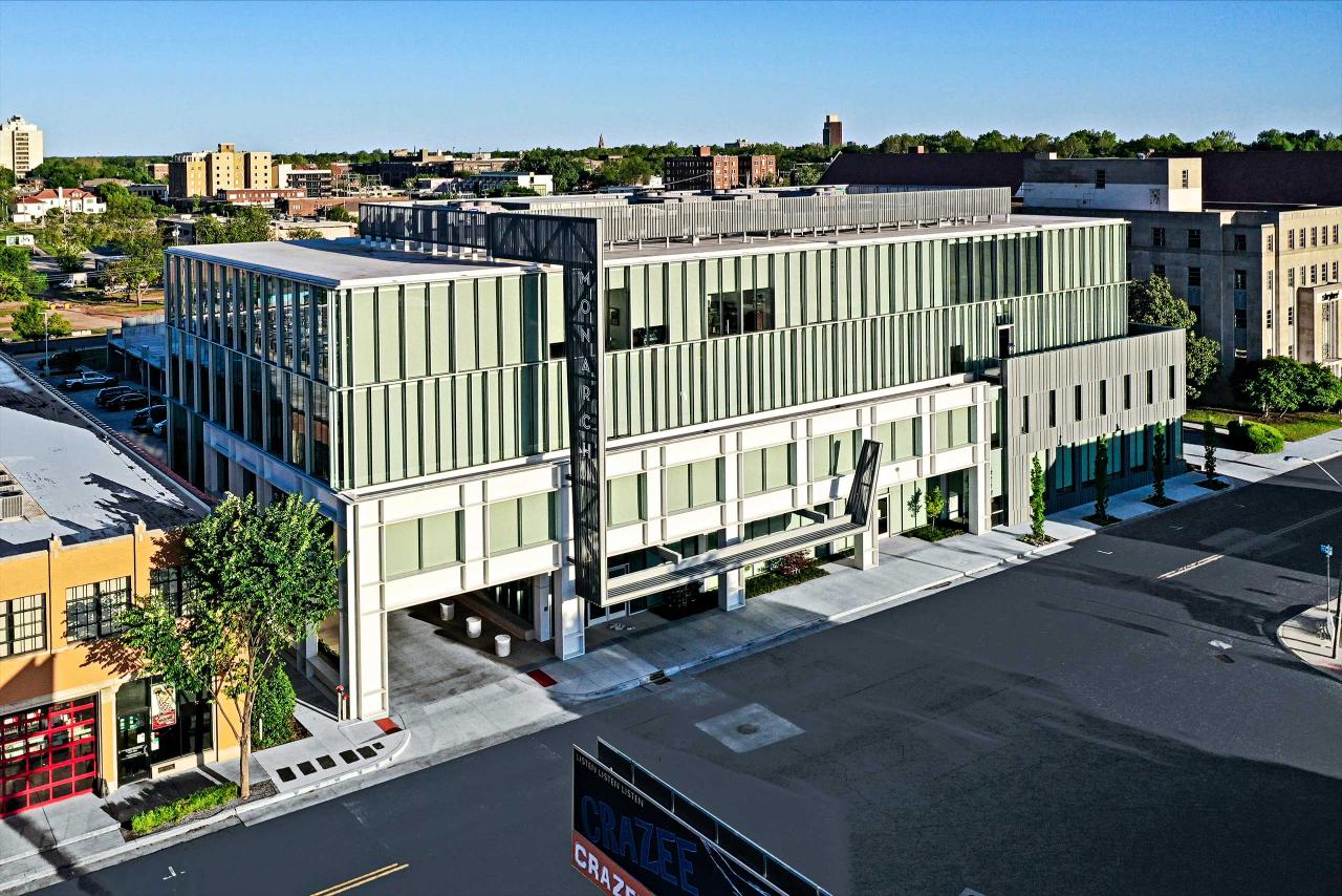 Monarch Building - American Glass Inc.